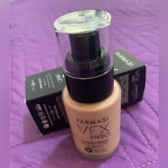 Farmasi | Makeup | Farmasi Vfx Pro Camera Ready Foundation Biscuit 4 ...